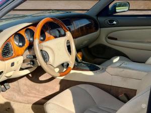 Красный Ягуар XK 8 1997 в Шяуляй, объемом двигателя 4.00 л и пробегом 108 тыс. км за 9500 €, фото 13 на AUTOMOTO.COM.LV
