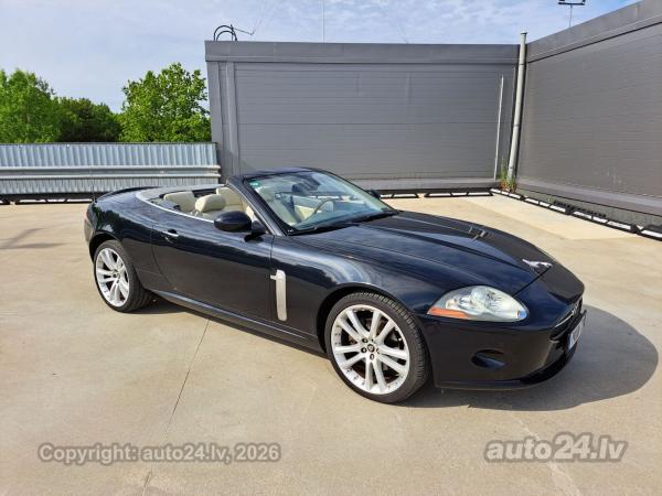 Melns Jaguar XK 2006 Tallina, ar dzinēja tilpumu 4.20 L un nobraukumu 94 tūkst. km par 14990 €, foto 1 vietnē AUTOMOTO.COM.LV