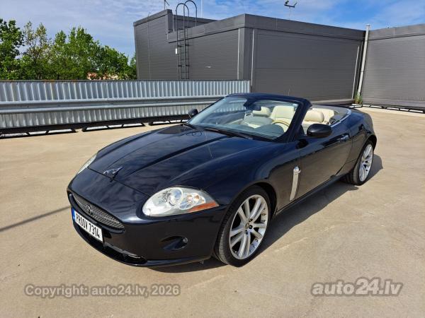 Melns Jaguar XK 2006 Tallina, ar dzinēja tilpumu 4.20 L un nobraukumu 94 tūkst. km par 14990 €, foto 3 vietnē AUTOMOTO.COM.LV