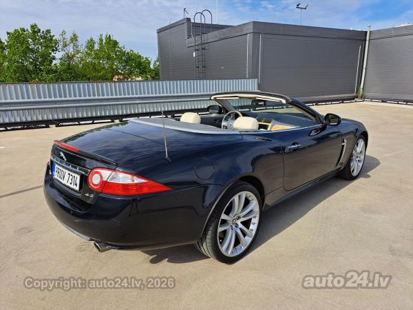 Melns Jaguar XK 2006 Tallina, ar dzinēja tilpumu 4.20 L un nobraukumu 94 tūkst. km par 14990 €, foto 4 vietnē AUTOMOTO.COM.LV