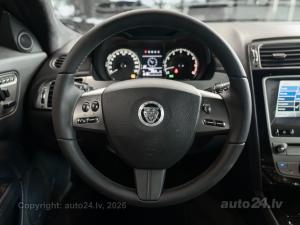 Melns Jaguar XK 2010 Tallina, ar dzinēja tilpumu 5.00 L un nobraukumu 207 tūkst. km par 33900 €, foto 8 vietnē AUTOMOTO.COM.LV