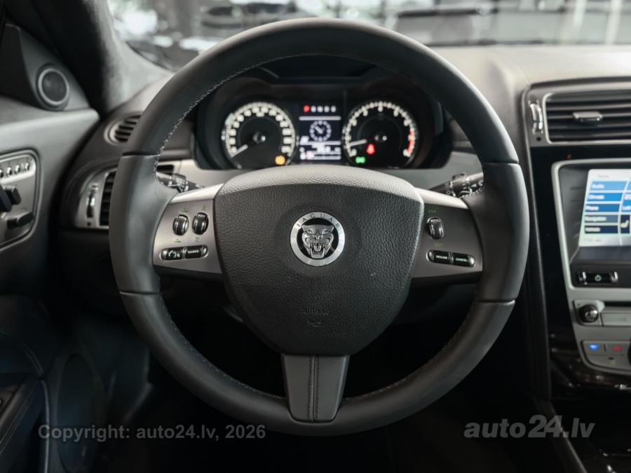 Melns Jaguar XK 2010 Tallina, ar dzinēja tilpumu 5.00 L un nobraukumu 207 tūkst. km par 33900 €, foto 8 vietnē AUTOMOTO.COM.LV