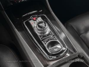 Melns Jaguar XK 2010 Tallina, ar dzinēja tilpumu 5.00 L un nobraukumu 207 tūkst. km par 33900 €, foto 9 vietnē AUTOMOTO.COM.LV