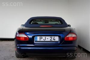 Zils Jaguar XK 1999 Rīga, ar dzinēja tilpumu 4.00 L un nobraukumu 104 tūkst. km par 9900 €, foto 4 vietnē AUTOMOTO.COM.LV