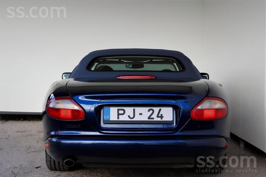 Zils Jaguar XK 1999 Rīga, ar dzinēja tilpumu 4.00 L un nobraukumu 104 tūkst. km par 9900 €, foto 4 vietnē AUTOMOTO.COM.LV