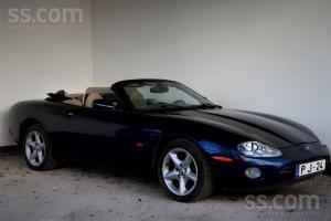 Zils Jaguar XK 1999 Rīga, ar dzinēja tilpumu 4.00 L un nobraukumu 104 tūkst. km par 9900 €, foto 5 vietnē AUTOMOTO.COM.LV