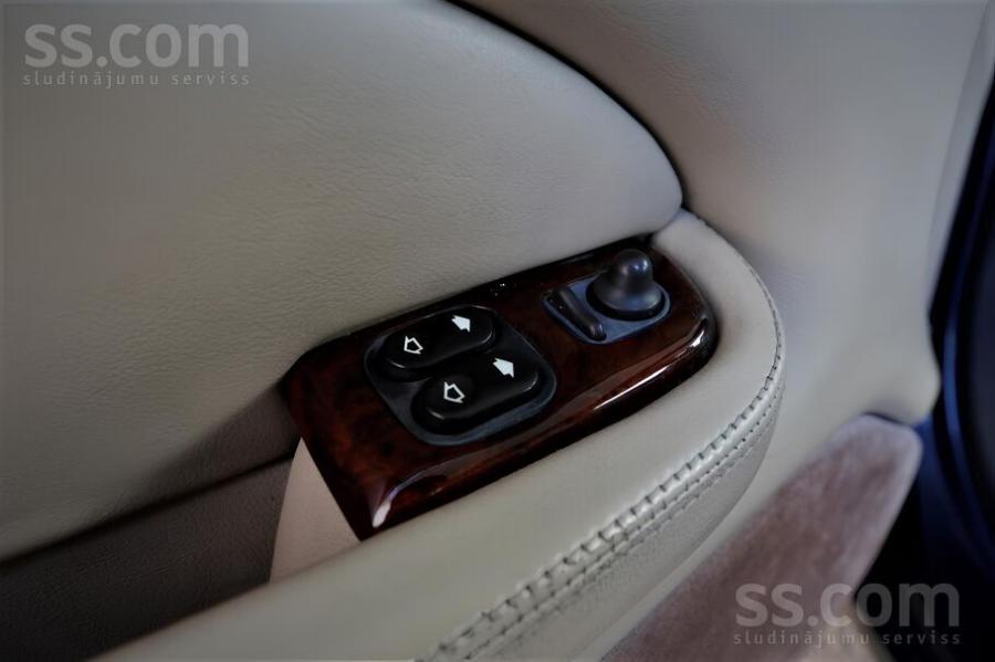 Zils Jaguar XK 1999 Rīga, ar dzinēja tilpumu 4.00 L un nobraukumu 104 tūkst. km par 9900 €, foto 13 vietnē AUTOMOTO.COM.LV