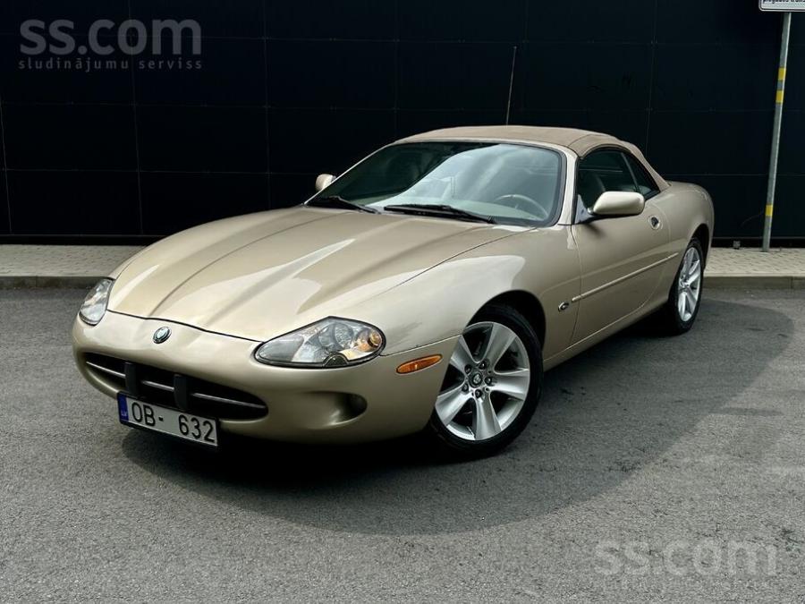 Jaguar XK 1999 Jelgava, ar dzinēja tilpumu 4.00 L un nobraukumu 105 tūkst. km par 13000 €, foto 3 vietnē AUTOMOTO.COM.LV