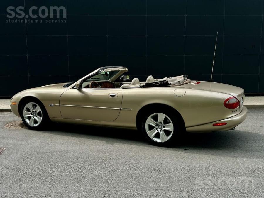 Jaguar XK 1999 Jelgava, ar dzinēja tilpumu 4.00 L un nobraukumu 105 tūkst. km par 13000 €, foto 7 vietnē AUTOMOTO.COM.LV