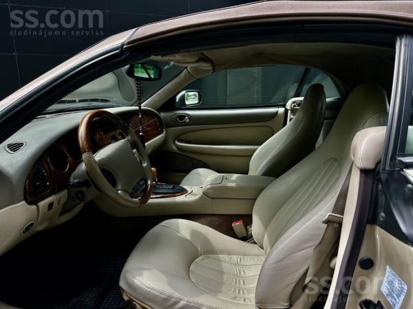 Jaguar XK 1999 Jelgava, ar dzinēja tilpumu 4.00 L un nobraukumu 105 tūkst. km par 13000 €, foto 8 vietnē AUTOMOTO.COM.LV