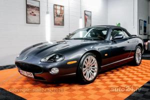 Pelēks Jaguar XK 2005 Pērnava, ar dzinēja tilpumu 4.20 L un nobraukumu 186 tūkst. km par 15900 €, foto  vietnē AUTOMOTO.COM.LV