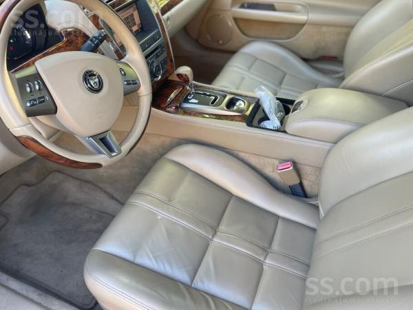 Red Jaguar XK 2006 in Riga, with an engine capacity of 4.20 L and mileage of 0 thousand km for 8000 €, photo 6 on AUTOMOTO.COM.LV