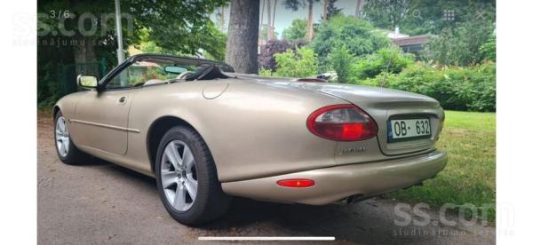 Dzeltens Jaguar XK 1999 Jūrmala, ar dzinēja tilpumu 4.00 L un nobraukumu 105 tūkst. km par 8500 €, foto 4 vietnē AUTOMOTO.COM.LV