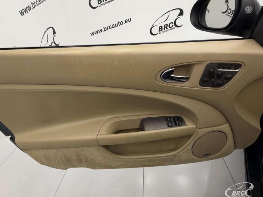 Zaļš Jaguar XKR 2007 Viļņa, ar dzinēja tilpumu 4.20 L un nobraukumu 241 tūkst. km par 9900 €, foto 22 vietnē AUTOMOTO.COM.LV