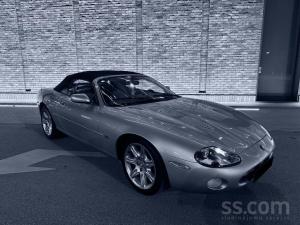 Pelēks Jaguar XKR 1999 Rīga, ar dzinēja tilpumu 4.00 L un nobraukumu 250 tūkst. km par 4000 €, foto 6 vietnē AUTOMOTO.COM.LV