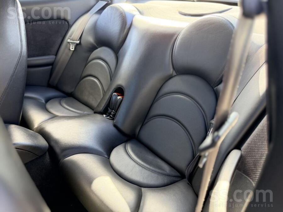 Grey Jaguar XKR 2001 in Riga, with an engine capacity of 4.00 L and mileage of 144 thousand km for 13995 €, photo 11 on AUTOMOTO.COM.LV