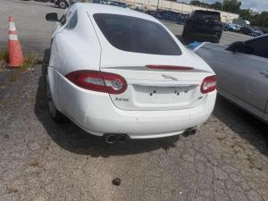 White Jaguar XKR 2013 in Kaunas, with an engine capacity of 5.00 L and mileage of 207 thousand km for 12900 €, photo 14 on AUTOMOTO.COM.LV