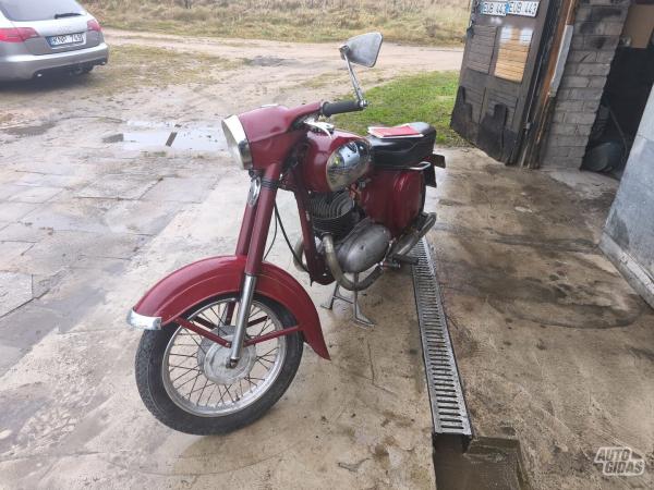 Jawa 250 1966 Ignalina, ar dzinēja tilpumu 0.25 L un nobraukumu 22 tūkst. km par 1350 €, foto 1 vietnē AUTOMOTO.COM.LV