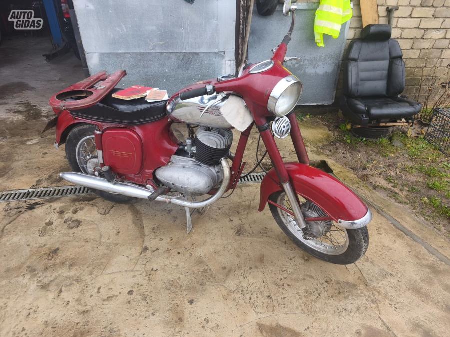 Jawa 250 1966 in Ignalina, with an engine capacity of 0.25 L and mileage of 22 thousand km for 1250 €, photo 1 on AUTOMOTO.COM.LV