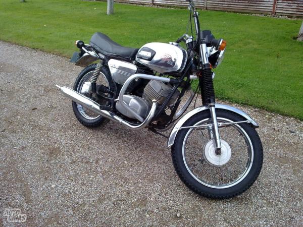 Pelēks Jawa 350 1979 Mažeikiai, ar dzinēja tilpumu 0.34 L un nobraukumu 18 tūkst. km par 2150 €, foto 7 vietnē AUTOMOTO.COM.LV