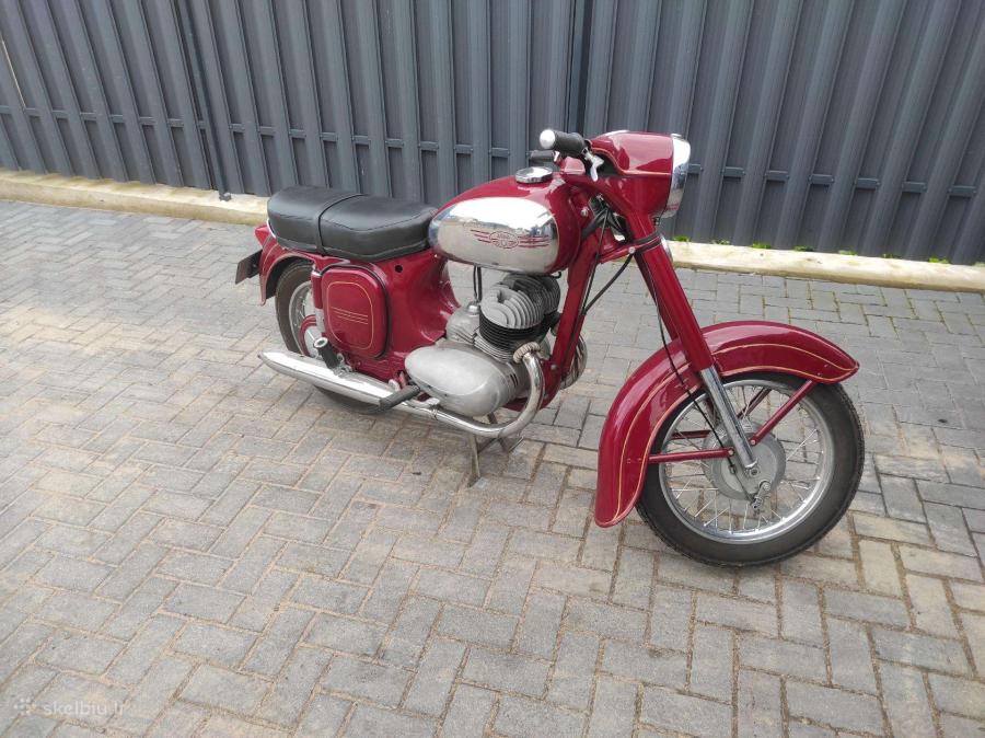 Jawa 350 1962 in Vilnius, with an engine capacity of 0.00 L and mileage of 300 thousand km for 4200 €, photo 1 on AUTOMOTO.COM.LV