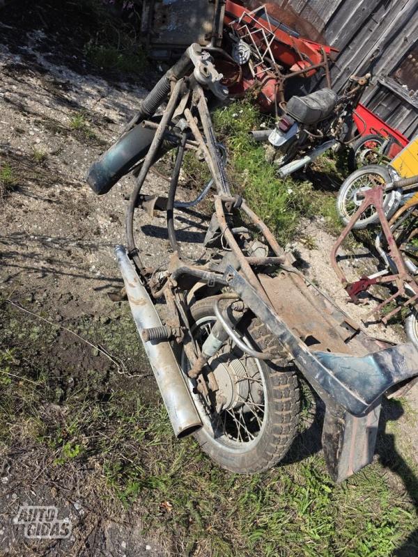 Jawa 350 1989 Tauragė, ar dzinēja tilpumu 0.00 L un nobraukumu 0 tūkst. km par 320 €, foto 4 vietnē AUTOMOTO.COM.LV