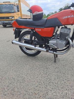 Jawa 350 1990 in Bauska, with an engine capacity of 0.35 L and mileage of 0 thousand km for 4200 €, photo 4 on AUTOMOTO.COM.LV