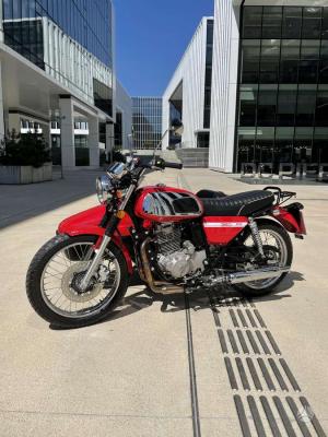 Jawa 350 2023 Viļņa, ar dzinēja tilpumu 0.35 L un nobraukumu 3 tūkst. km par 7900 €, foto  vietnē AUTOMOTO.COM.LV
