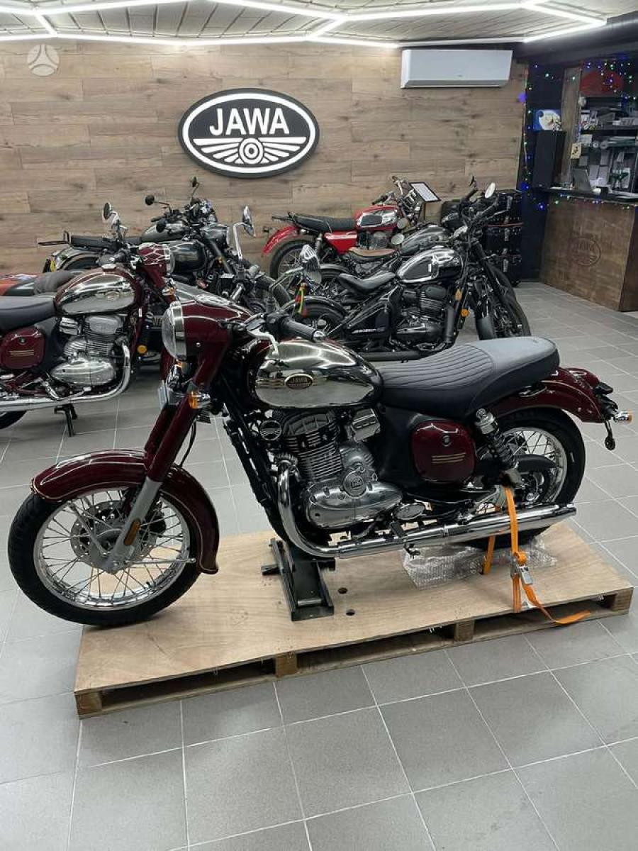 Jawa 350 2025 in Vilnius, with an engine capacity of 0.35 L and mileage of 3 thousand km for 5400 €, photo 1 on AUTOMOTO.COM.LV