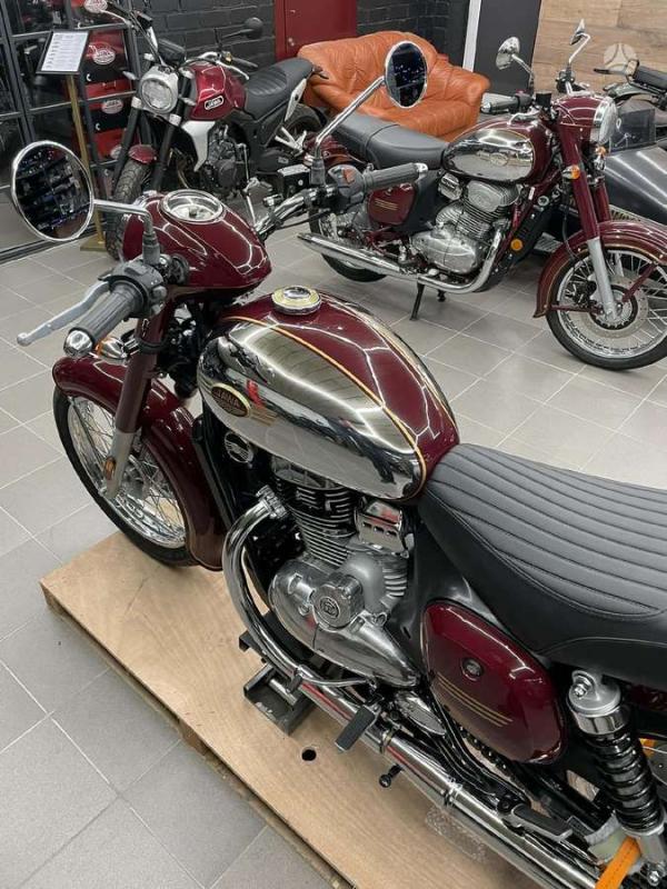 Jawa 350 2025 Viļņa, ar dzinēja tilpumu 0.35 L un nobraukumu 3 tūkst. km par 5400 €, foto 4 vietnē AUTOMOTO.COM.LV