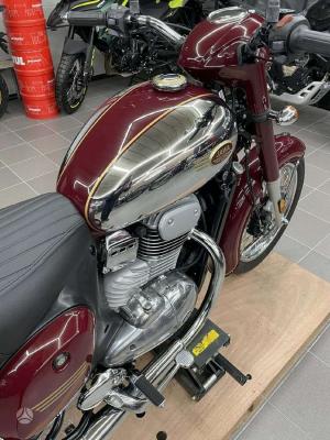 Jawa 350 2025 in Vilnius, with an engine capacity of 0.35 L and mileage of 3 thousand km for 5400 €, photo 6 on AUTOMOTO.COM.LV