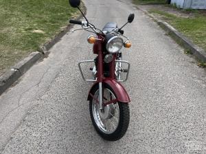 Sarkans Jawa 350 1975 Viļņa, ar dzinēja tilpumu 0.00 L un nobraukumu 27 tūkst. km par 3100 €, foto 4 vietnē AUTOMOTO.COM.LV