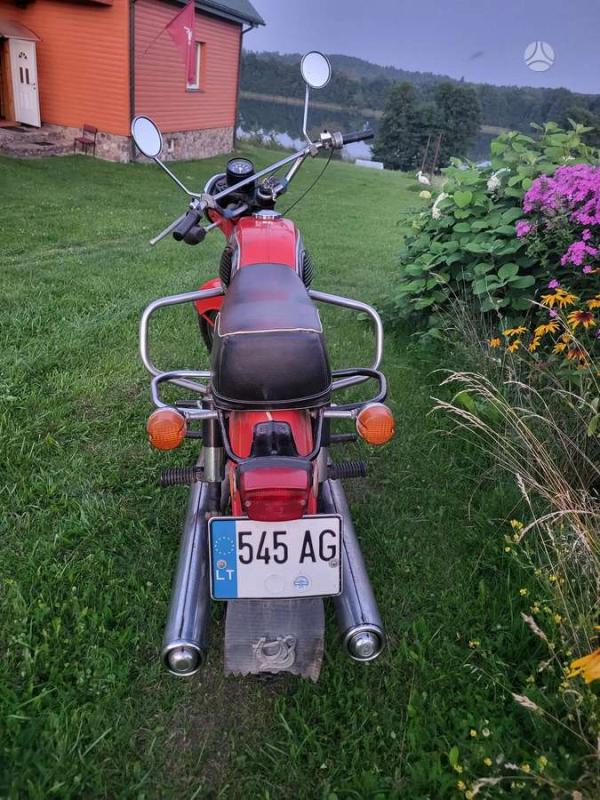 Red Jawa 350 1978 in Trakai, with an engine capacity of 0.35 L and mileage of 4 thousand km for 2450 €, photo 3 on AUTOMOTO.COM.LV