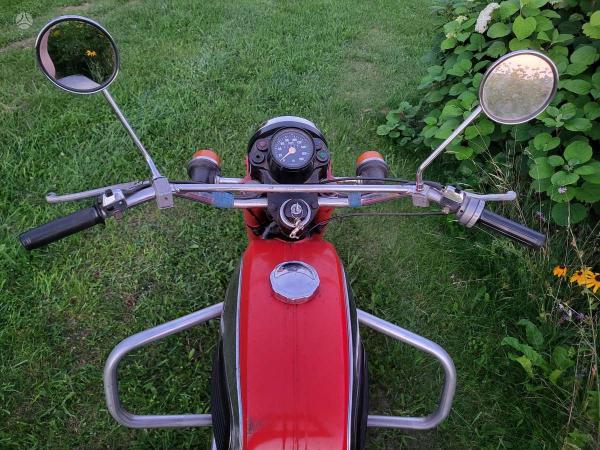 Red Jawa 350 1978 in Trakai, with an engine capacity of 0.35 L and mileage of 4 thousand km for 2450 €, photo 7 on AUTOMOTO.COM.LV