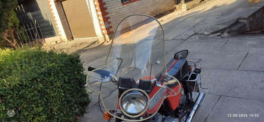 Sarkans Jawa 350 1981 Biržai, ar dzinēja tilpumu 0.34 L un nobraukumu 49 tūkst. km par 2900 €, foto 5 vietnē AUTOMOTO.COM.LV