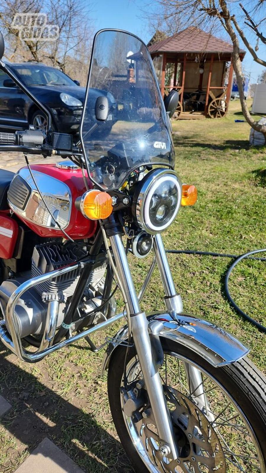 Red Jawa 350 1989 in Vilnius, with an engine capacity of 0.00 L and mileage of 4 thousand km for 3699 €, photo 4 on AUTOMOTO.COM.LV