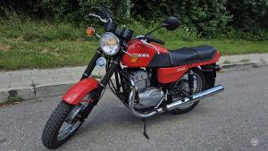 Sarkans Jawa 350 1990 Viļņa, ar dzinēja tilpumu 0.34 L un nobraukumu 0 tūkst. km par 3200 €, foto  vietnē AUTOMOTO.COM.LV