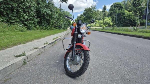 Red Jawa 350 1990 in Vilnius, with an engine capacity of 0.34 L and mileage of 0 thousand km for 3200 €, photo 4 on AUTOMOTO.COM.LV