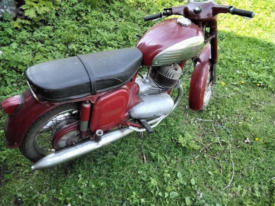 Jawa 360 1971 in Madona, with an engine capacity of 0.35 L and mileage of 0 thousand km for 850 €, photo 6 on AUTOMOTO.COM.LV