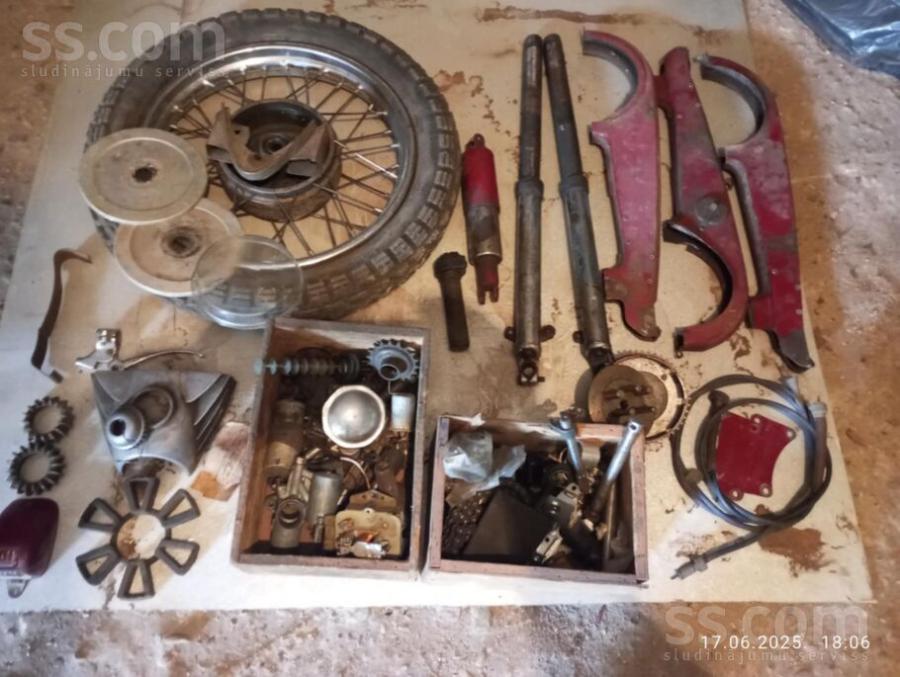 Jawa 360 1971 Talsi, ar dzinēja tilpumu 0.35 L un nobraukumu 0 tūkst. km par 1300 €, foto 4 vietnē AUTOMOTO.COM.LV