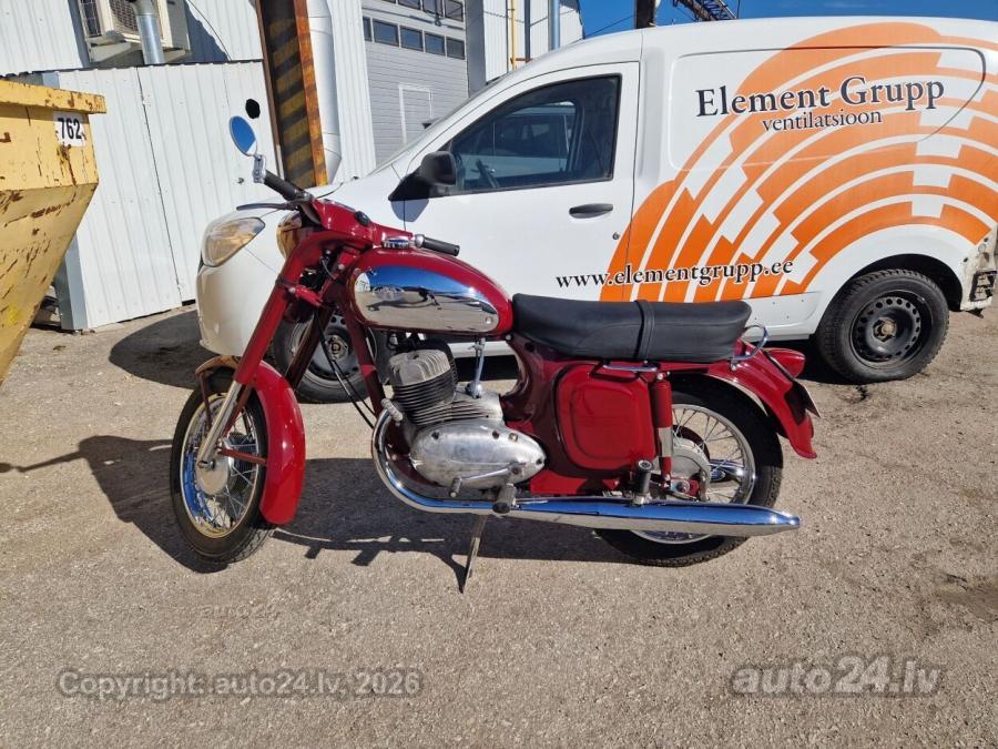Red Jawa 360 1970 in Tallinn, with an engine capacity of 0.35 L and mileage of 0 thousand km for 3500 €, photo 8 on AUTOMOTO.COM.LV