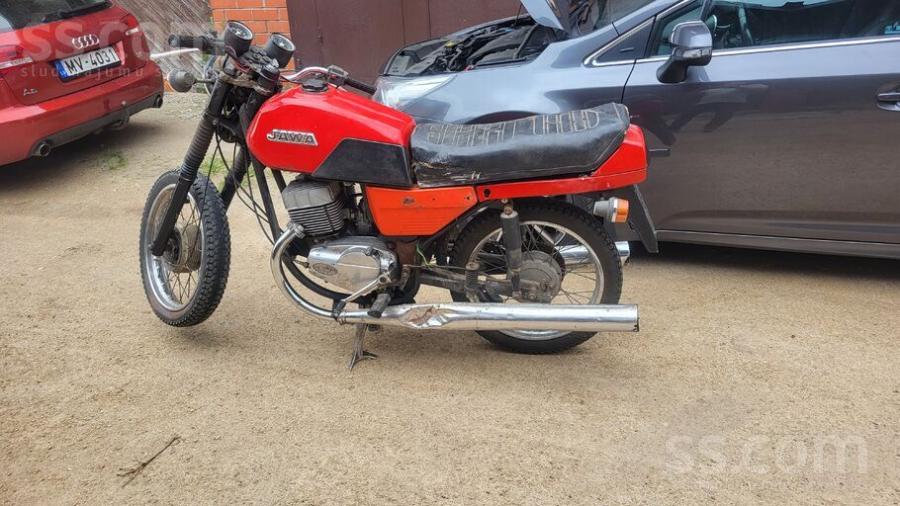 Jawa 638 1989 in Riga, with an engine capacity of 0.35 L and mileage of 0 thousand km for 1050 €, photo 4 on AUTOMOTO.COM.LV