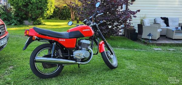 Red Jawa 638 1989 in Vilnius, with an engine capacity of 0.00 L and mileage of 6 thousand km for 2699 €, photo 6 on AUTOMOTO.COM.LV