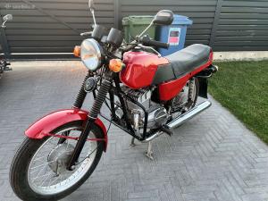 Red Jawa 638 1989 in Kaunas, with an engine capacity of 0.35 L and mileage of 1 thousand km for 1600 €, photo 3 on AUTOMOTO.COM.LV