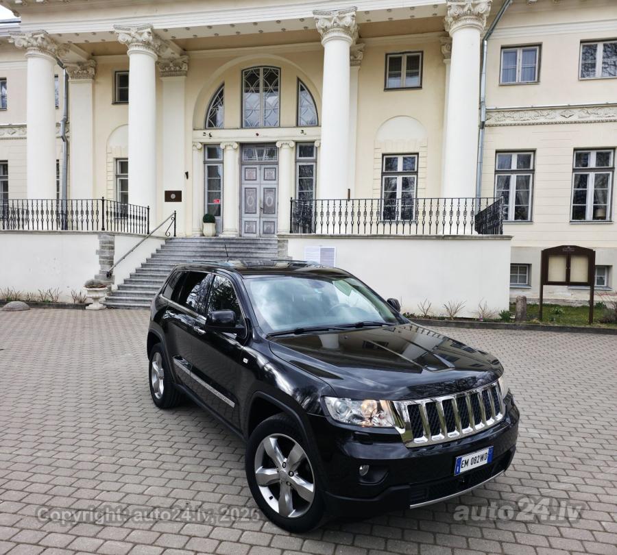 Jeep Avenger 2012 Tallina, ar dzinēja tilpumu 3.00 L un nobraukumu 199 tūkst. km par 9890 €, foto 1 vietnē AUTOMOTO.COM.LV