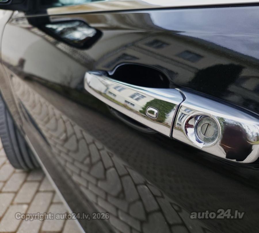 Jeep Avenger 2012 Tallina, ar dzinēja tilpumu 3.00 L un nobraukumu 199 tūkst. km par 9890 €, foto 9 vietnē AUTOMOTO.COM.LV