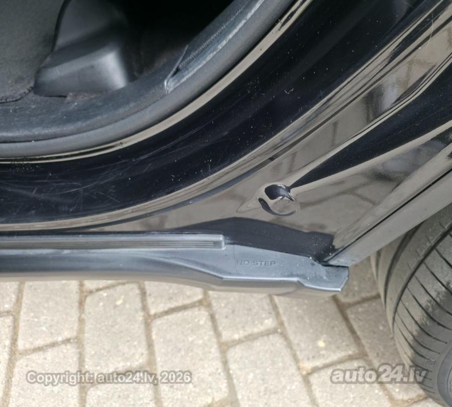 Jeep Avenger 2012 Tallina, ar dzinēja tilpumu 3.00 L un nobraukumu 199 tūkst. km par 9890 €, foto 21 vietnē AUTOMOTO.COM.LV