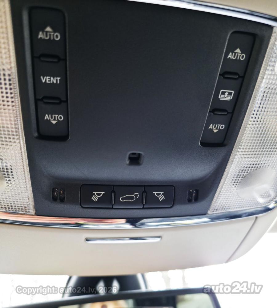 Jeep Avenger 2012 Tallina, ar dzinēja tilpumu 3.00 L un nobraukumu 199 tūkst. km par 9890 €, foto 26 vietnē AUTOMOTO.COM.LV