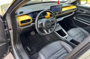 Grey Jeep Avenger 2023 in Taurage, with an engine capacity of 0.00 L and mileage of 112 thousand km for 16800 €, photo 14 on AUTOMOTO.COM.LV