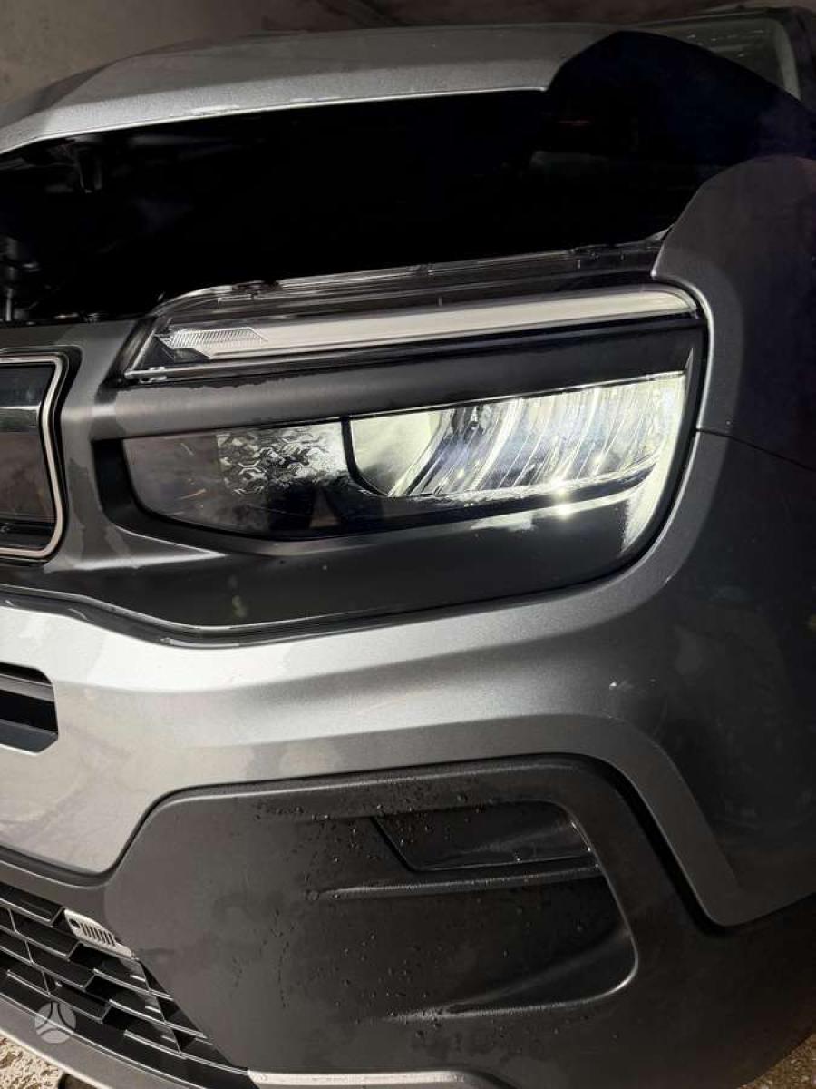 Pelēks Jeep Avenger 2024 Kauņa, ar dzinēja tilpumu 0.00 L un nobraukumu 20 tūkst. km par 6300 €, foto 18 vietnē AUTOMOTO.COM.LV